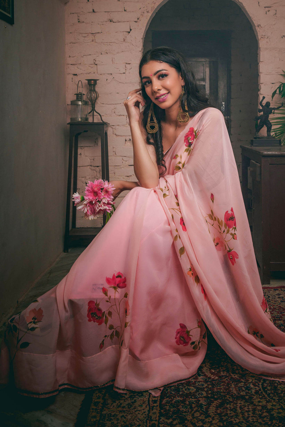 Shop Peach Hand Painted Roses Organza Saree Online – Sanjoni